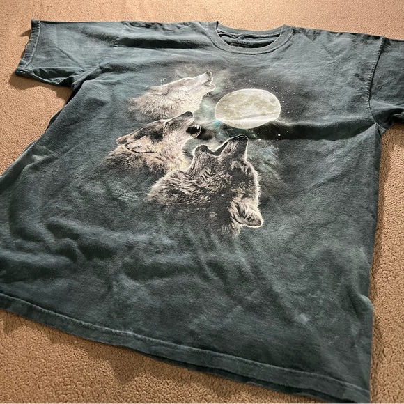 The Mountain | Shirts | Vintage 7 The Mountain Xl Wolves Howling Moon ...